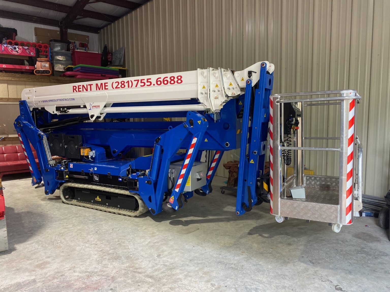 Houston TX 69 Atrium Manlift | Xpress Aerial Lift Rentals | Houston, TX